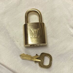 Louis Vuitton | Bags | Louis Vuitton 322 Lock And Key | Poshmark